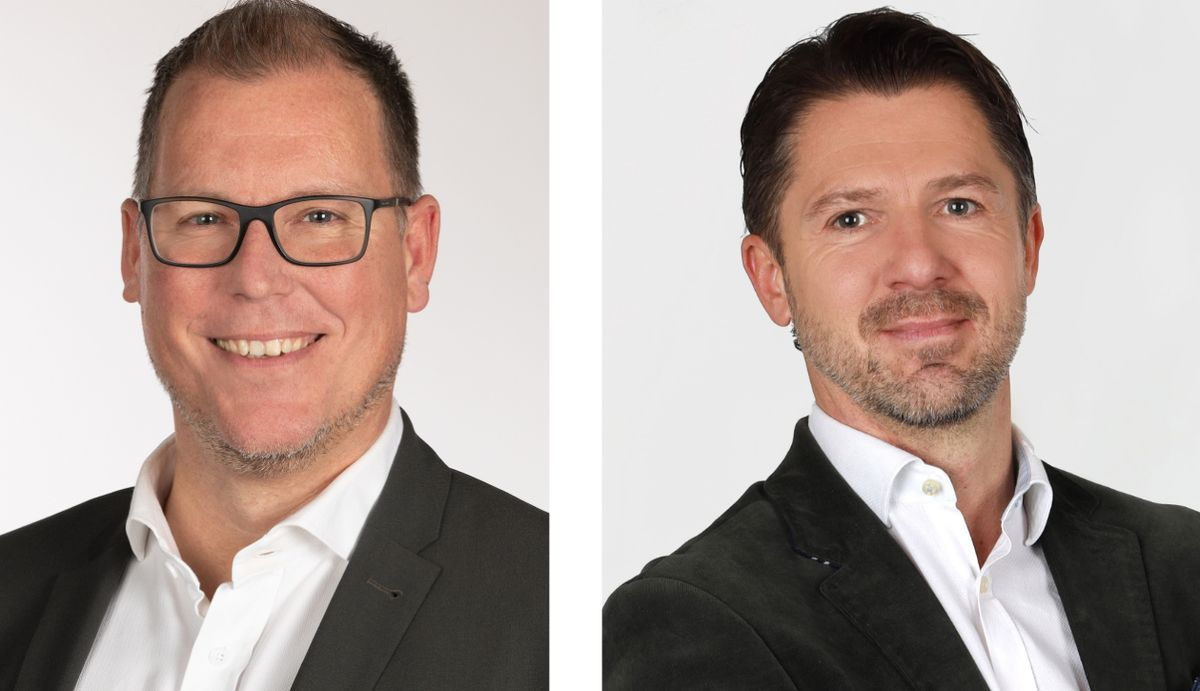 AssCompact - Merkur: Vertriebsdirektionen Ost und West unter